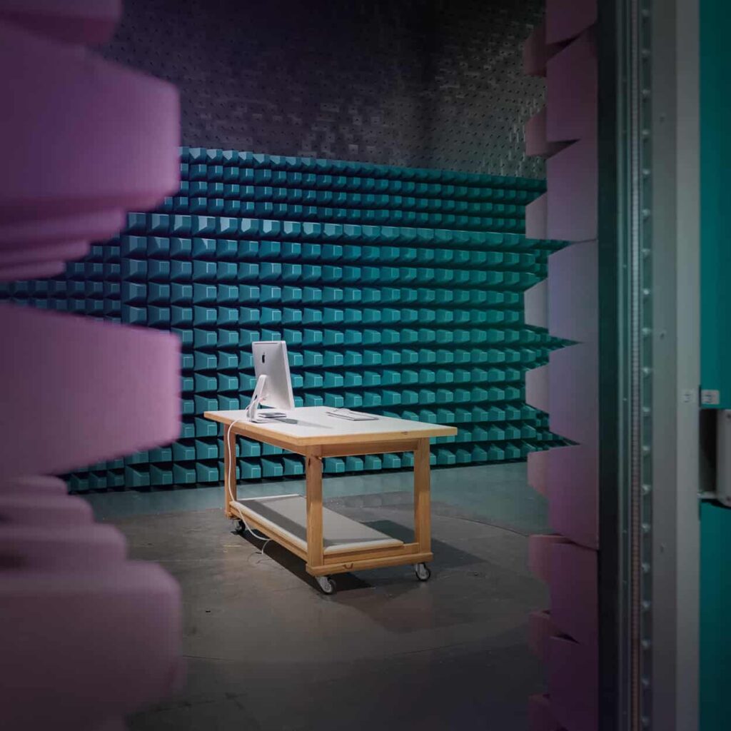 EMC Chamber Quantum: QC3 COMPACT | FARADAY DEFENSE - JBS